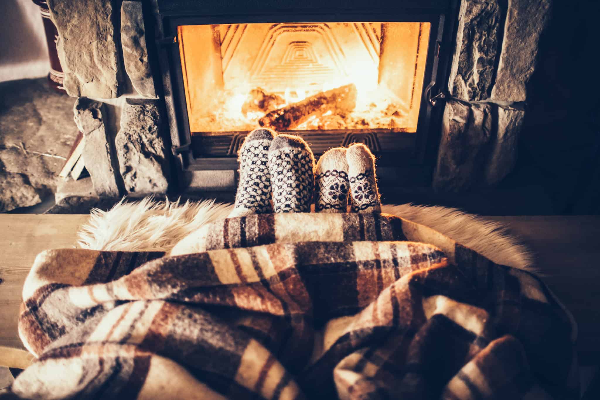 How to Create a Cozy Home Inspired by Hygge for the Holidays